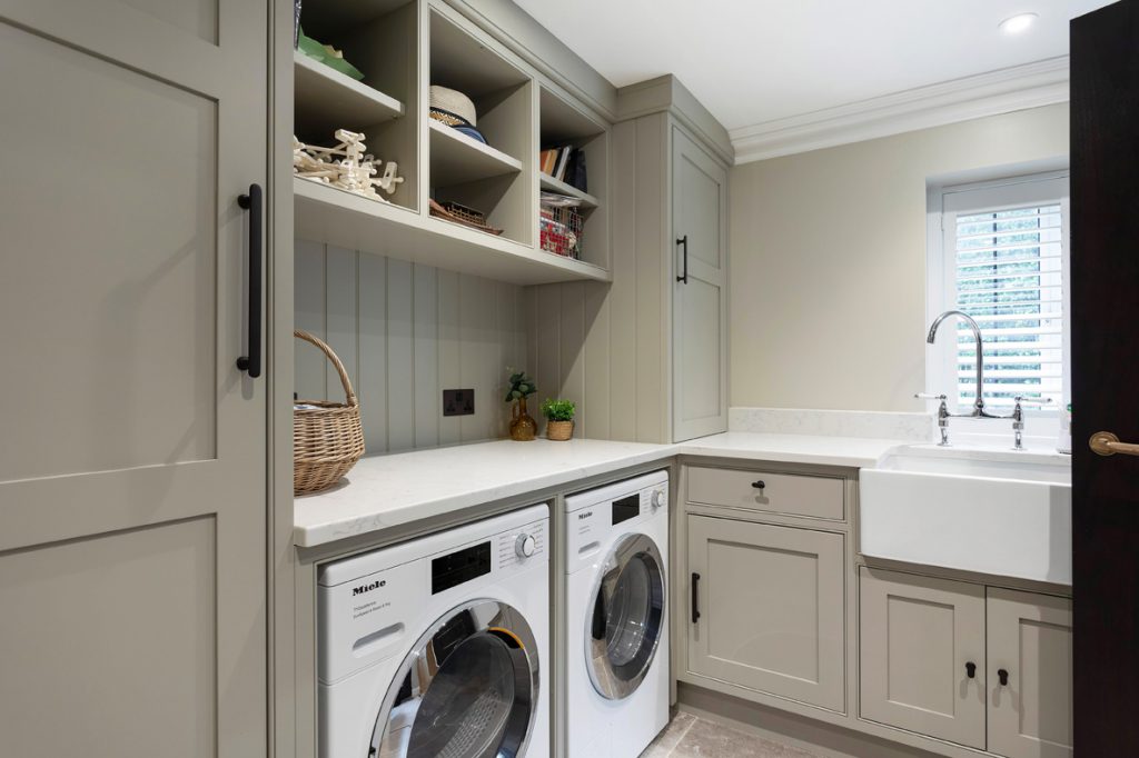 The luxury of a bespoke utility or laundry room - Claude Clemaron ...